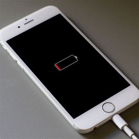 The 3 IPhone Settings That Are Draining Your Battery Tech Experts Warn Iphone Life Hacks