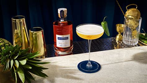 Celebrate World Cocktail Day With Our Pro Bartending Tips