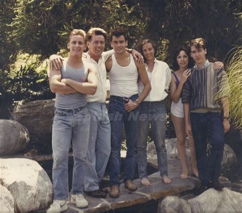 Ramon Antonio Gerardo Martin Sheen Estevez With Janet Wife And Four