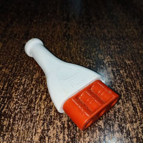 Female Plug Circuit Electronics