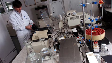 Едно наум Ел Би Булгарикум сваля цените на продуктите си Дневник