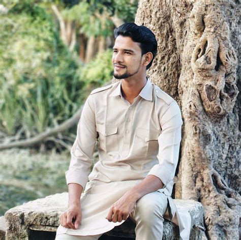 বিশ্বজয়ী হাফেজ সালেহ আহমদ তাকরিম ️ ️ ️ Suggestedshion Suggestedforyoun