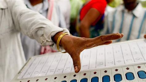 Phase 1 Lok Sabha Election 2024 19 एप्रिलला पहिल्या टप्प्यात 21