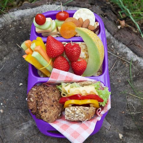 Premium Photo Food In Container