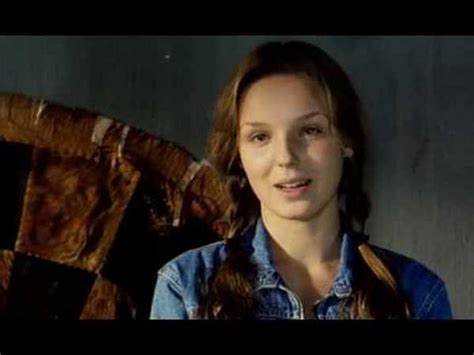 Фильм Охранник для дочери Sara фото видео список актеров Вокруг ТВ