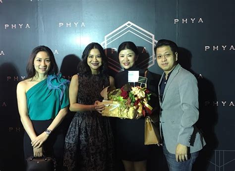Pimo ร่วมแสดงความยินดี เปิดตัวกระเป๋าหนังสุดหรูแบรนด์ “phya” โพสต์อัพนิวส์