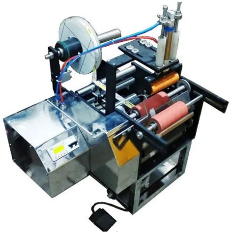 Semi Automatic Bottle Sticker Labeling Machine At 12500000 Inr In