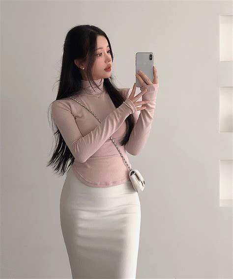 [허리잘록 모델강추] 피에브 울 목폴라 글램티 폴라티 굴림티 에이블리
