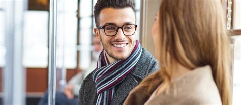 What Does Eye Contact Mean To A Guy 15 Signs Of Attraction Revealed