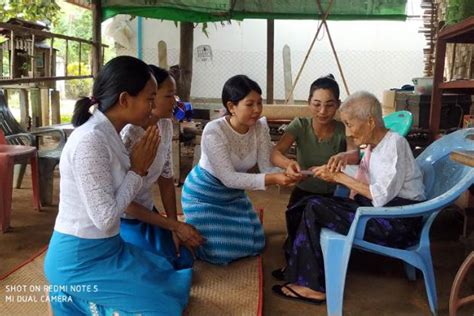 သရက်မြို့၌ သက်ကြီးဘိုးဘွားများအား အိမ်တိုင်ရာရောက် ထောက်ပံ့ငွေများ