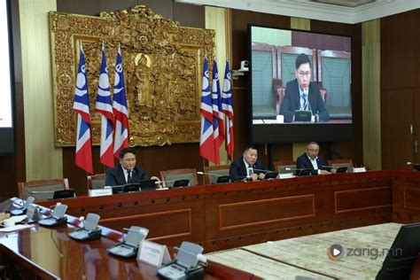 Газрын тухай хуулиар Ардчилсан намын бүлэг завсарлага авлаа