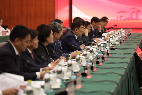 Ерөнхий сайд Л Оюун Эрдэнэ “Чайна энержи группийн ТУЗ ийн дарга Лю Гүөюэ нар Гашуунсухайт