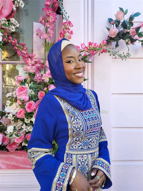 The Aseel Thobe Warda Of London