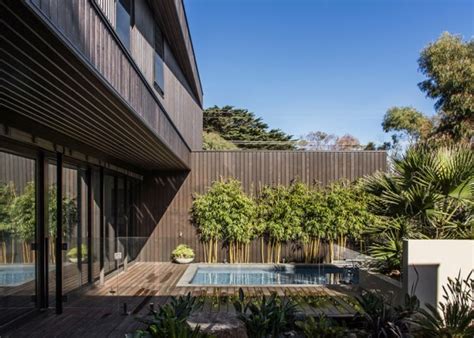 Bass Street Residence Comprises Blackened Timber Boxes