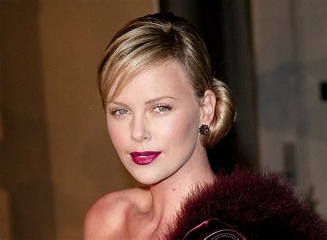 25 Dazzling Charlize Theron Hairstyle Ideas