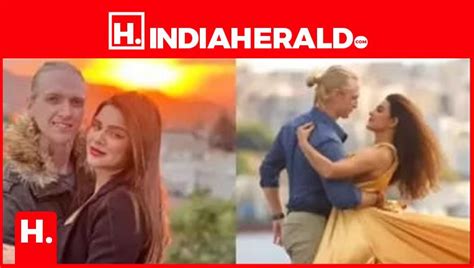 Aashka Goradia Expressed Her Feelings On Pregnancy