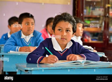 Contesto Della Classe Primaria Immagini E Fotografie Stock Ad Alta