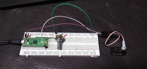 tutorial 5 de raspberry pi pico el servomotor 330ohms 330ohms