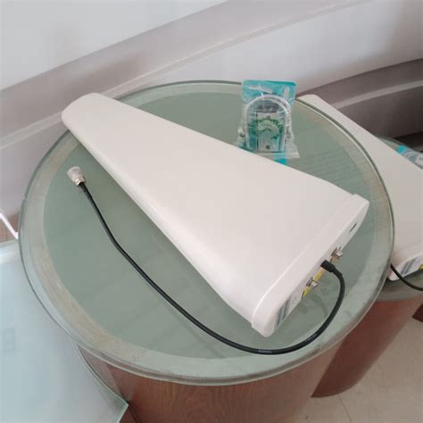Dbi G Lte Log Periodic Broadband Lpda Antenna Mhz Outdoor External Directional