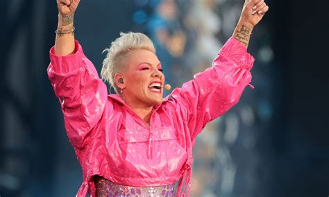 Pink Hits Back At Hateful Birthday Message Youre No One