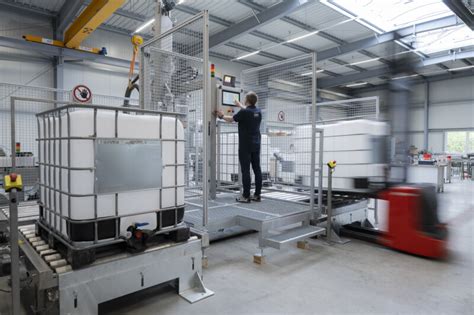 Automated Ibc Filling With Systec Controller Weighing Review The Main Source For Weighing