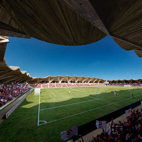 Nine Examples Of Misunderstood Architecture Featured In Brutalist Japan