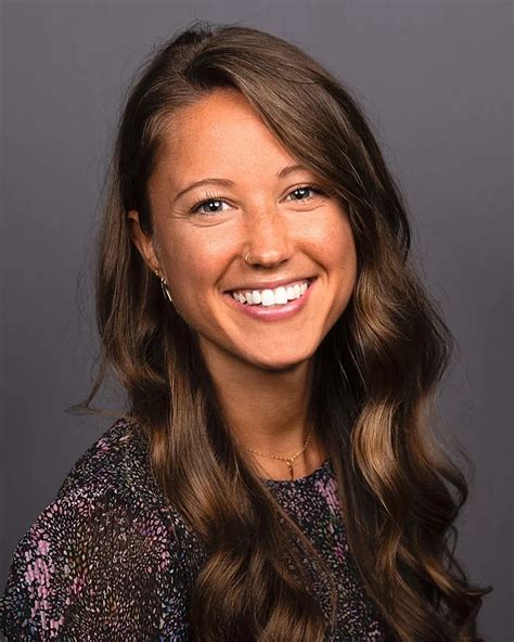 Lindsay Ericksen Lcsw Csat Sensorimotor Psychotherapy Institute