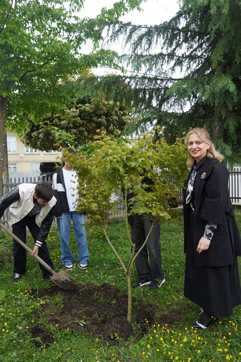 ზუგდიდის 🌍დედამიწის დღესთან დაკავშირებით ზუგდიდის მოსწავლე ახალგაზრდობის სასახლის პროექტების