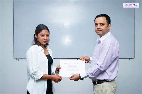 Spring With Hibernate Training Certificate Distribution Program