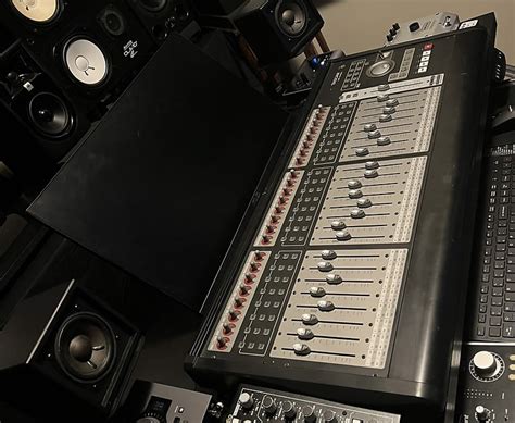 Tascam Us 2400 24 Fader Usb Daw Control Surface Reverb