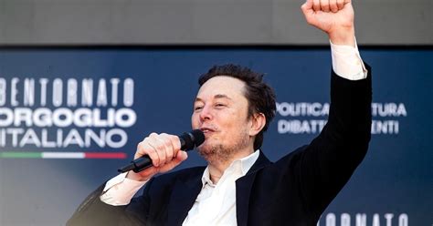 Elon Musk Llama A Aumentar La Natalidad Delante De Santiago Abascal En Un Festival En Italia Con