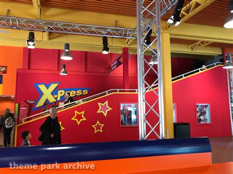 Xpress Platform 13 At Walibi Holland Theme Park Archive