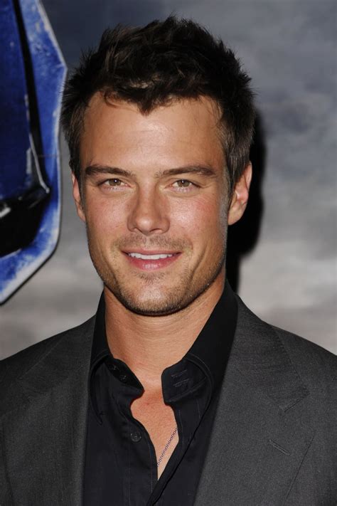Hot Josh Duhamel Pictures PS Celebrity