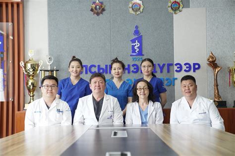 Монголд АНХ УДАА дээд мөчний ясны том хэмжээтэй хавдрын “ХИЙМЭЛ ҮЕ СУУЛГАХ“ мэс заслыг амжилттай