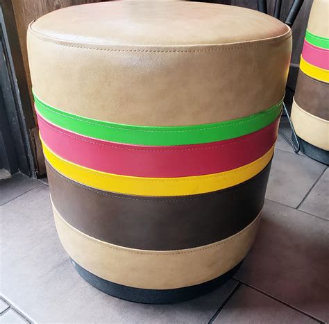 Saw These Cute Little Stools At A Burger Joint Rdesignporn