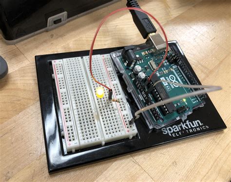 Blinking Led Lights 3 Steps Instructables