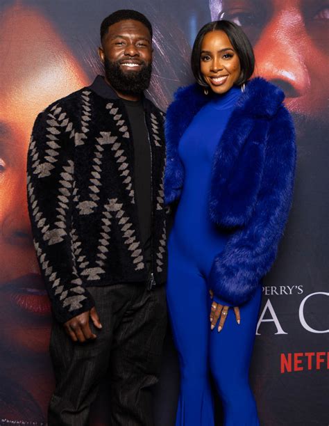 Kelly Rowland Serves Fashion At Chicagos Mea Culpa Premiere
