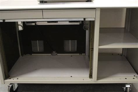 MDS Sciex LC MS Table LabMakelaar Benelux