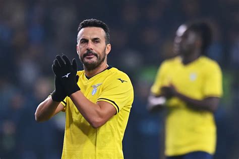 Former Barcelona And Chelsea Star Offered New Lazio Contract Details