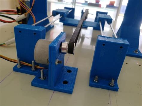 Mini Cnc Plotter With Cnc Shield And Arduino