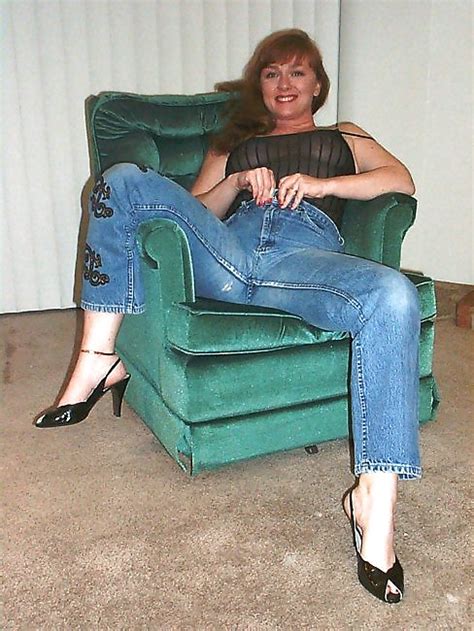 Sexy Thick Redhead Milf In Jeans Porn Pictures Xxx Photos Sex Images Pictoa