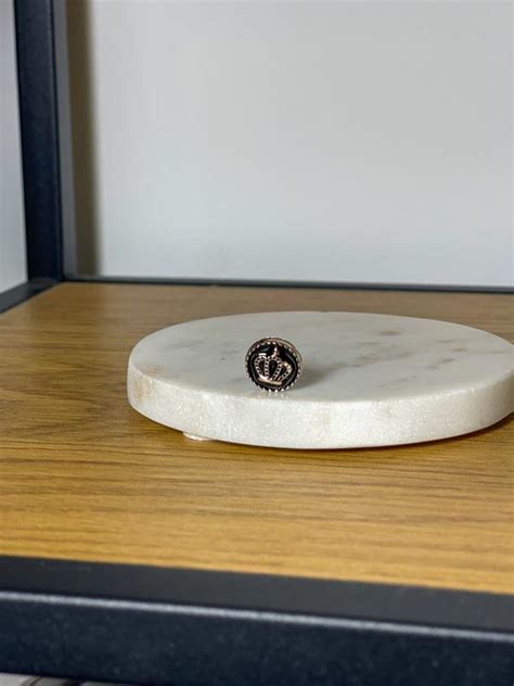 Пін значок металевий корона — ціна 20 грн у каталозі Брошки Купити аксесуари за доступною ціною