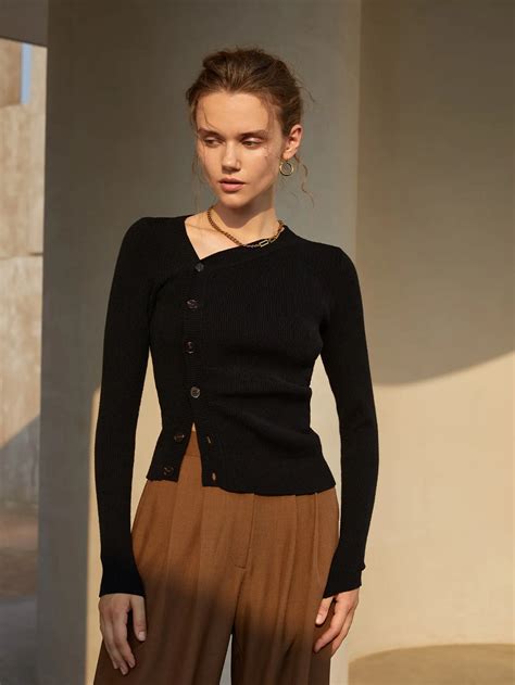 Ael Woman Fashion Casual Elegant Sexy Cardigan Lady Solid Simple Slim