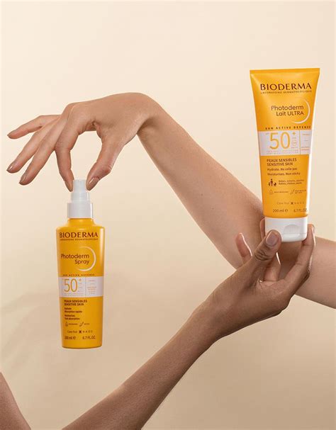 Bioderma Photoderm Max Spray Spf 50 Moisturising Sunscreen 200ml