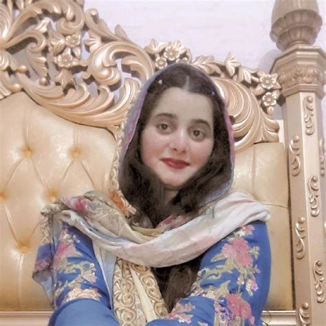 natasha laeeq librarian pof linkedin