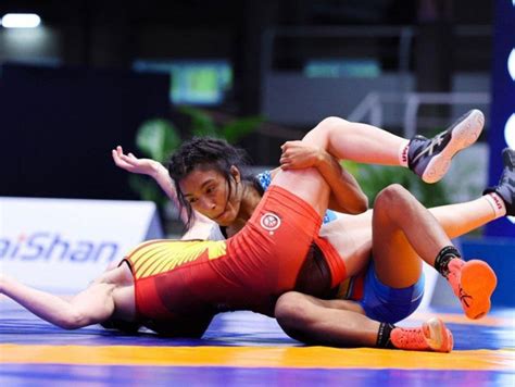 Rhode Island Joins The Female Wrestling Bandwagon With New York By