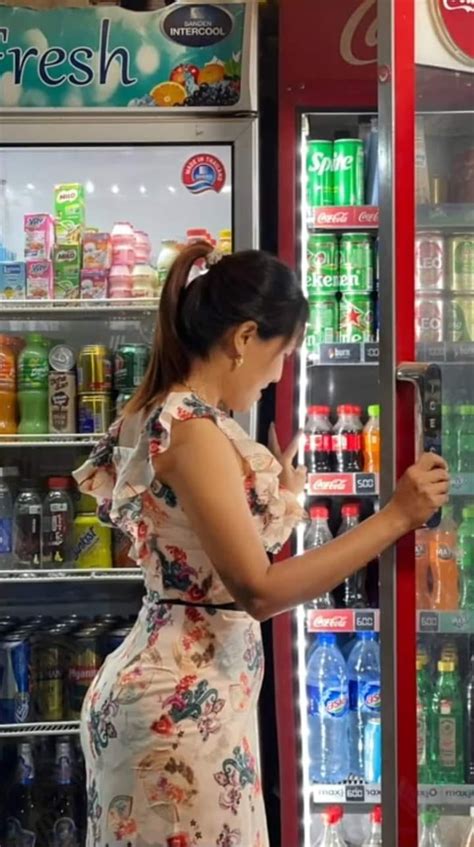 အန်တီမမ အကိတ်ကြီးများ