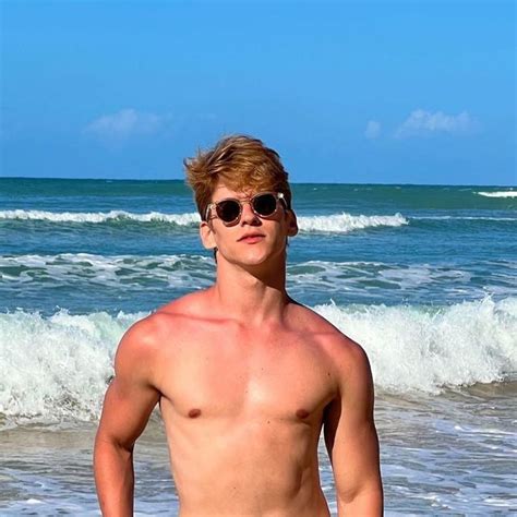 Lucas Medeiros Gay