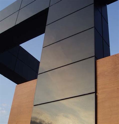 Pacesmartmaterials Modular Solar Cladding System