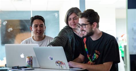 7 Major Tech Companies That Outsourced Development